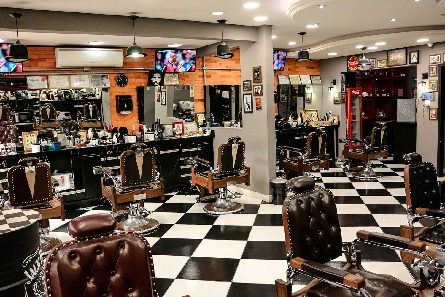 POA - João Wallig - La Mafia Barbearia